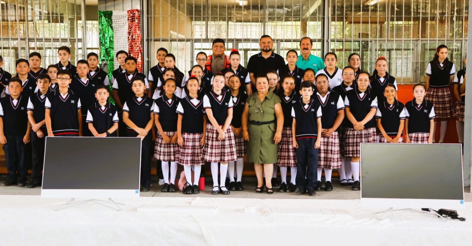 Apoyan Secundaria Emilio Rodríguez con Computadoras y Reconstrucción de ...